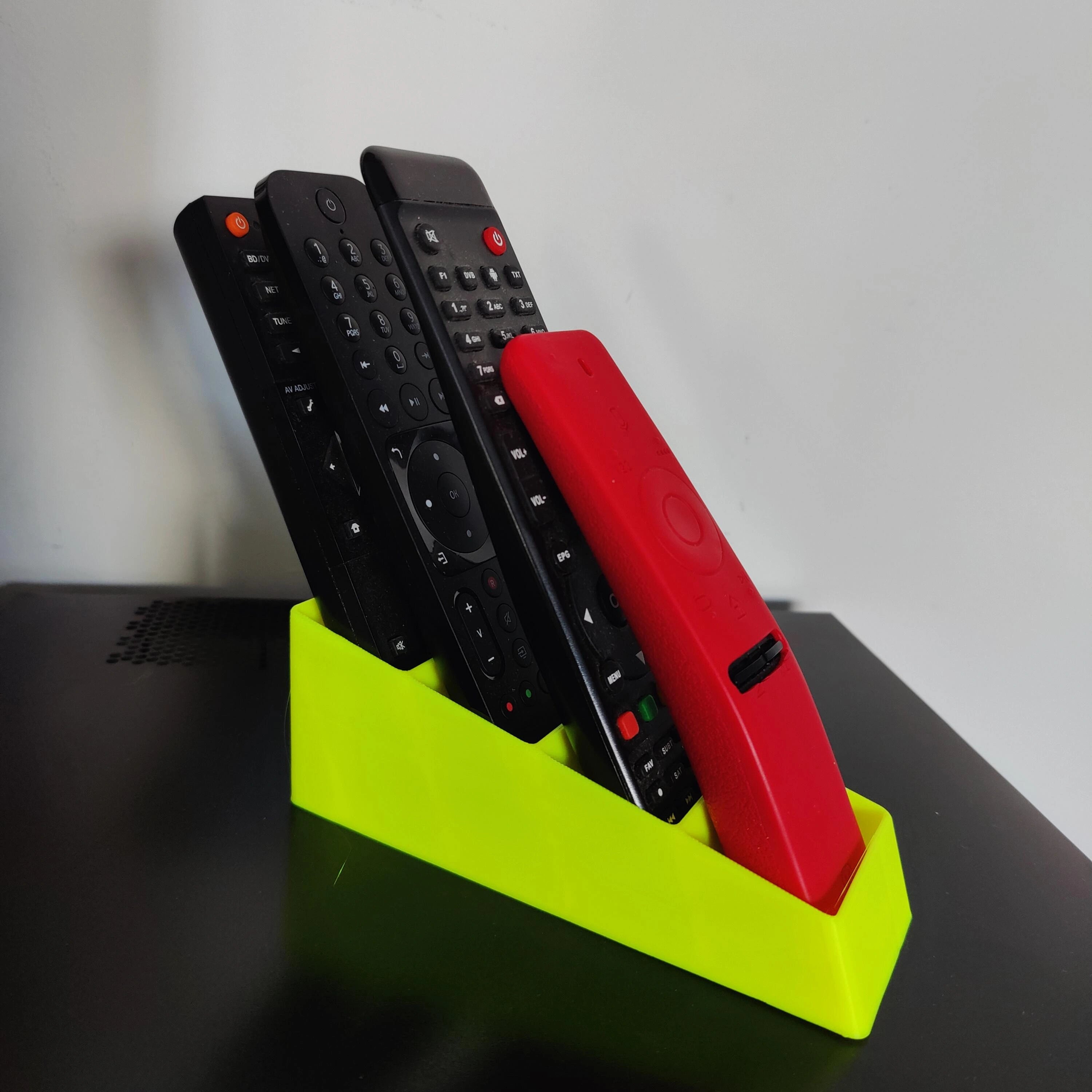 Bracket Remote Control | 3D-printed locally by independent makers.